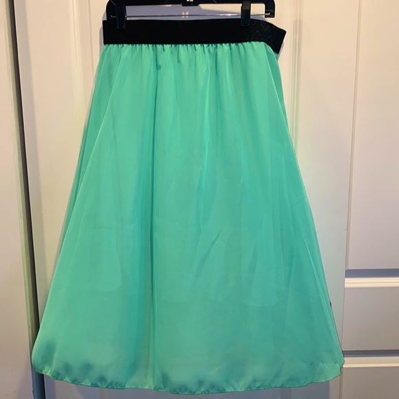 LuLaRoe | Skirts | Chiffon Midi Skirt | Poshmark
